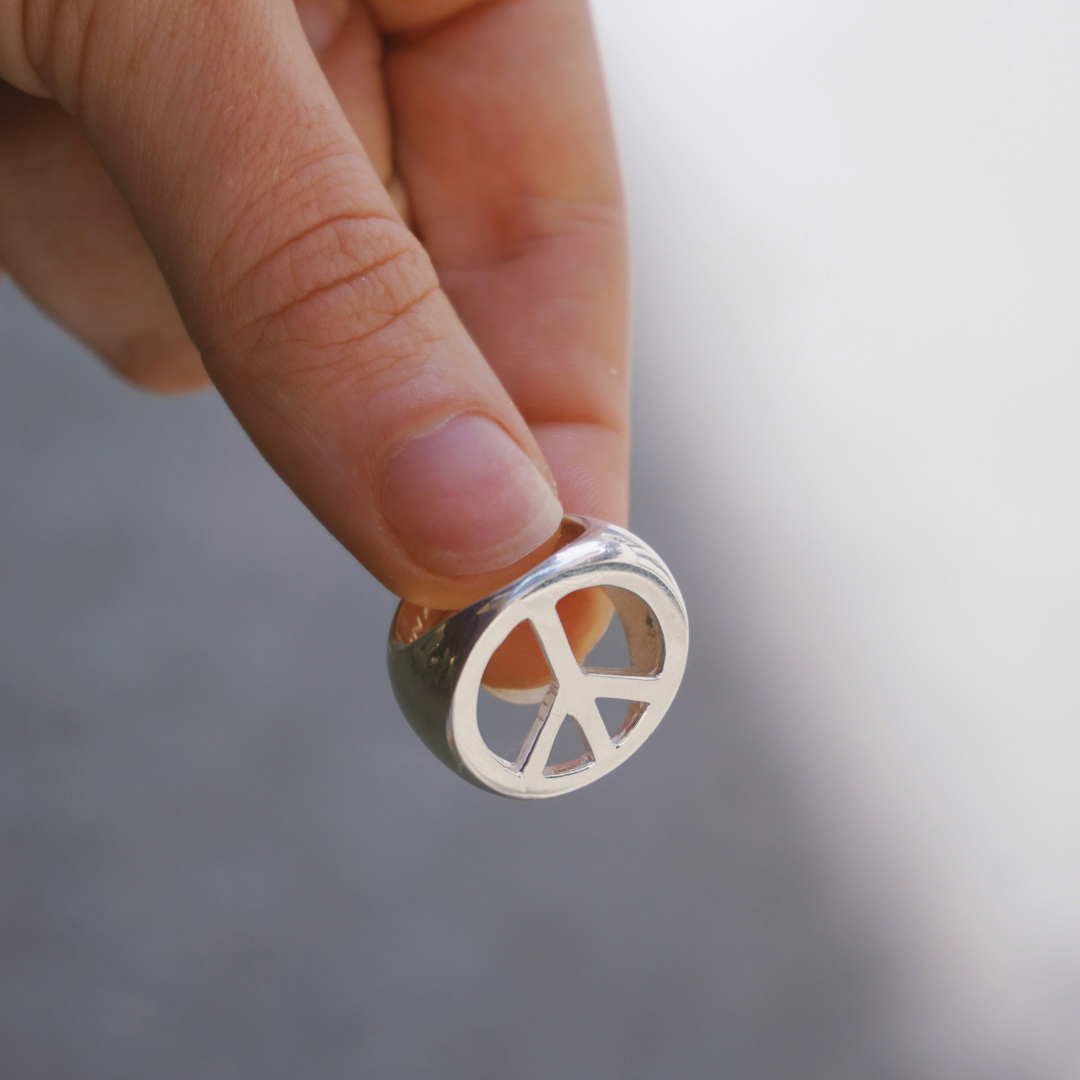 Big Peace Ring – Aina Barcelona